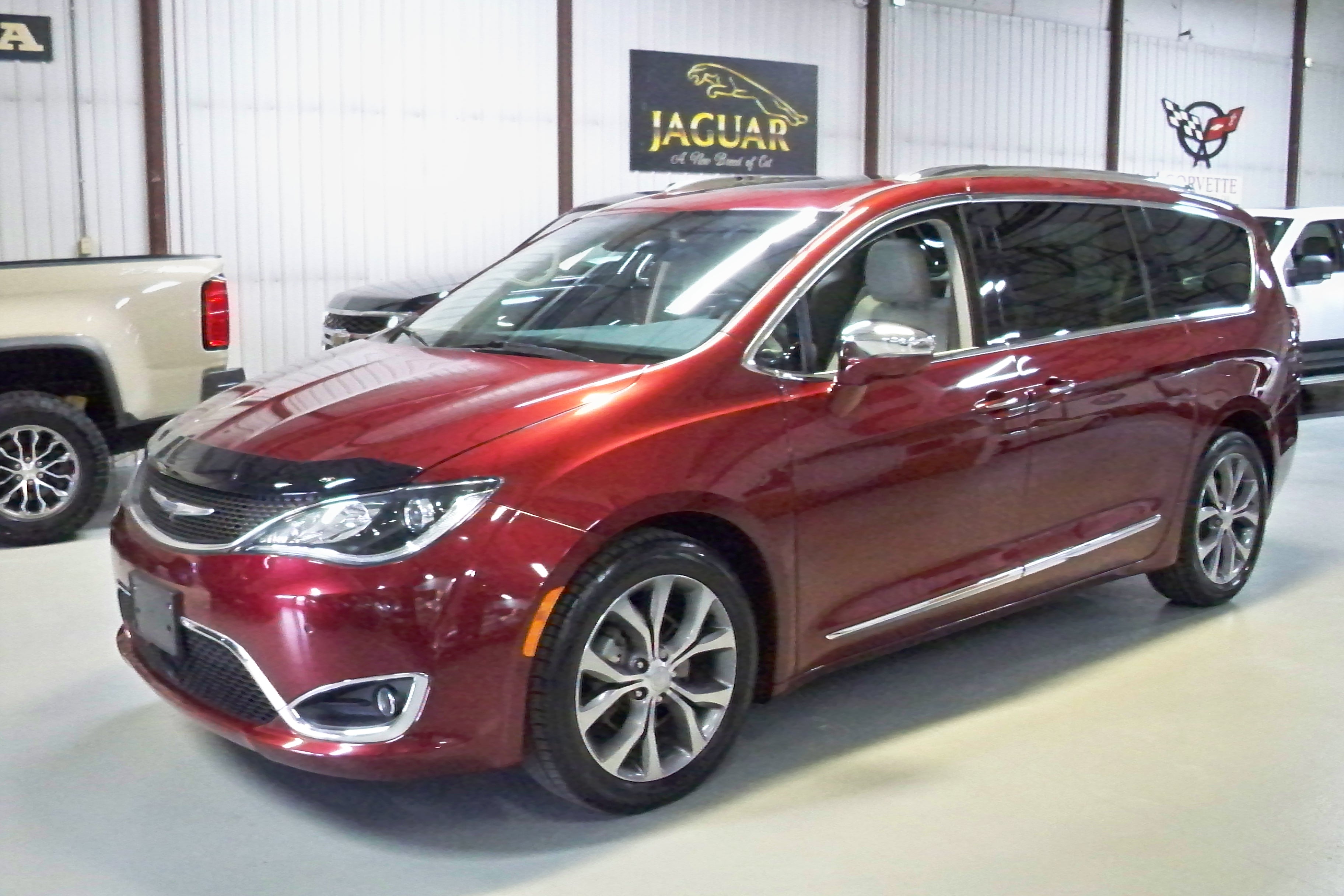 Used 2019 Chrysler Pacifica Limited