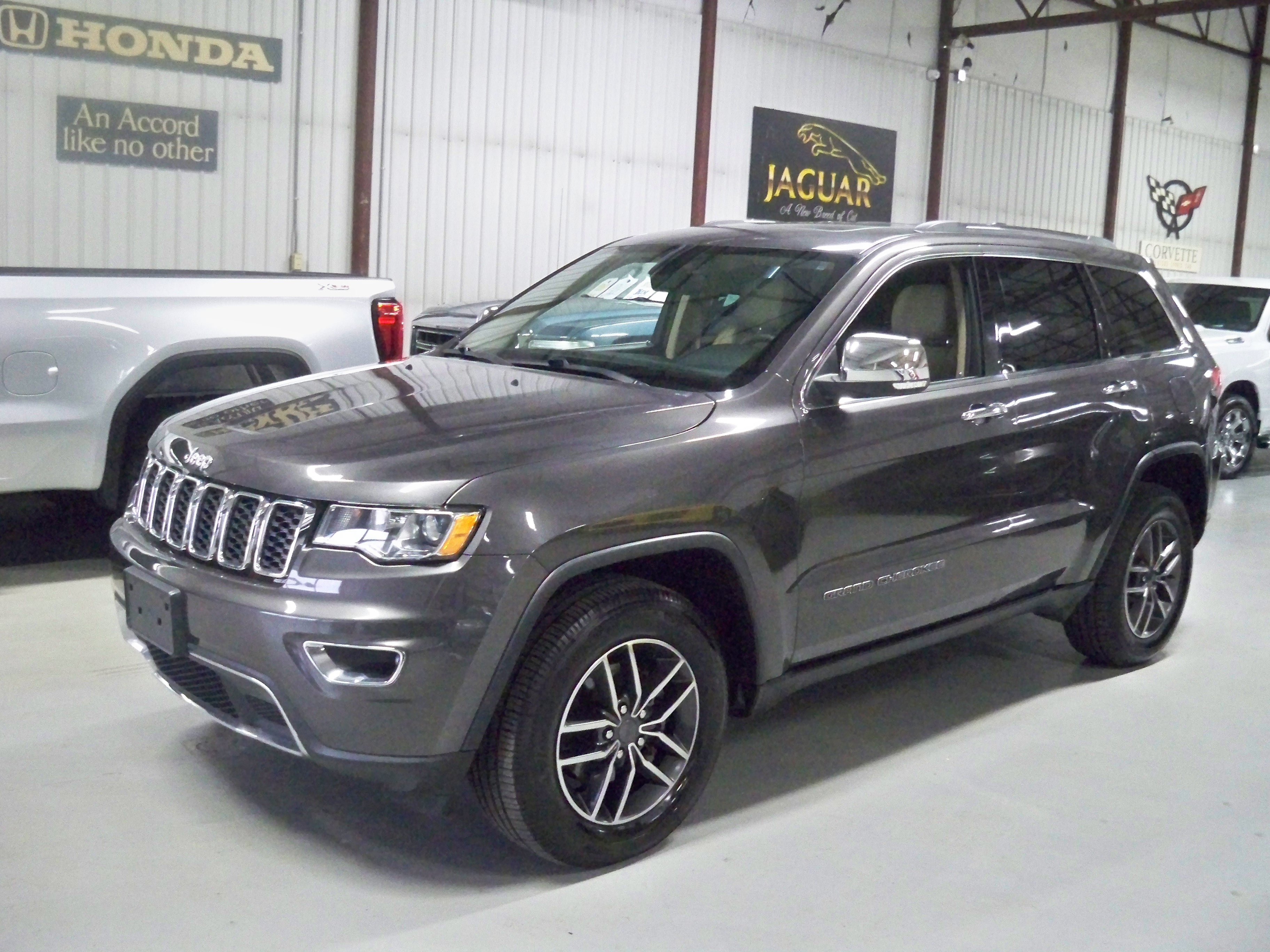 Used 2019 Jeep Grand Cherokee Limited 4x4