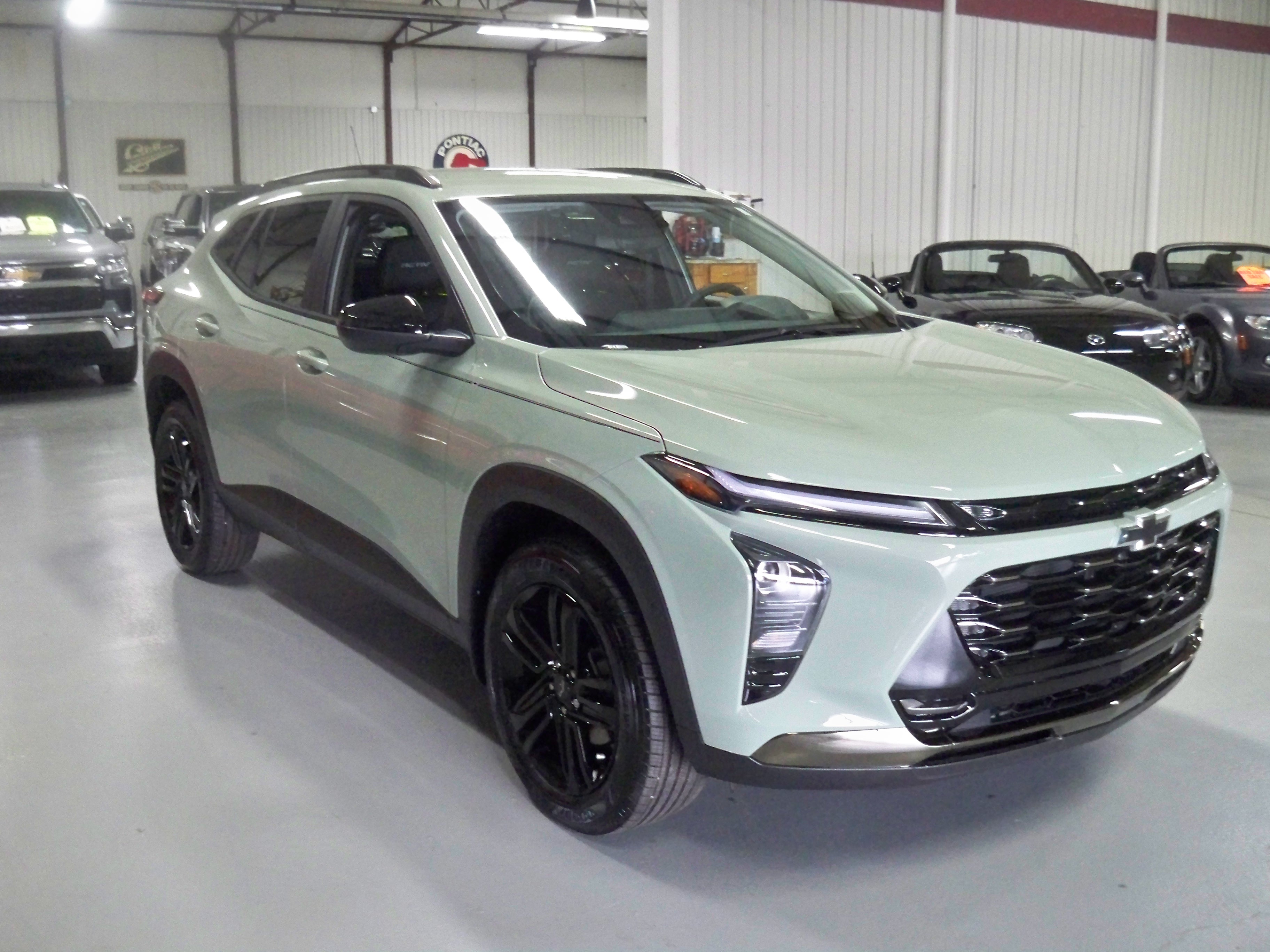 Used 2025 Chevrolet Trax Activ Fwd